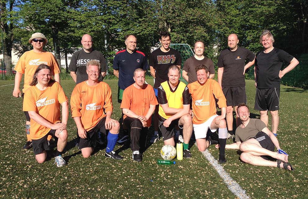 FC Nerds Nimenhuuto.com: Joukkueen pelaajat ja pelaajakuvat