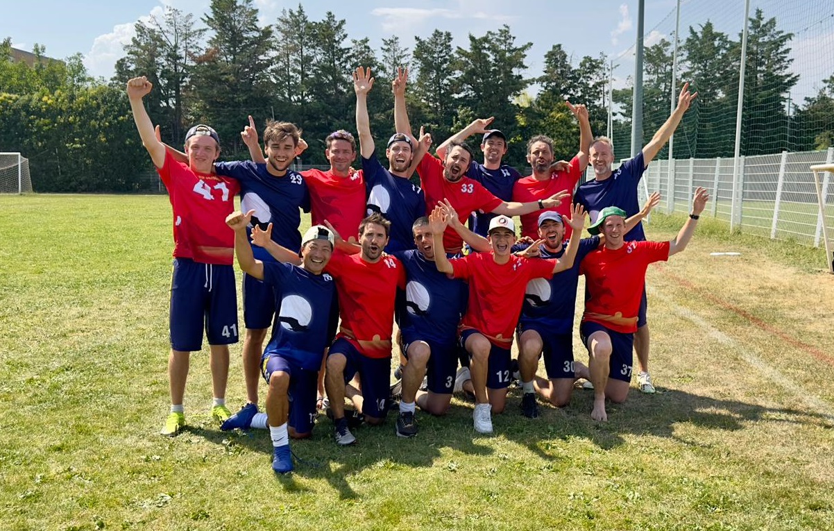 Ziggles Yaentrainement.fr: ultimate et frisbee, Antibes, mixte. Page d ...